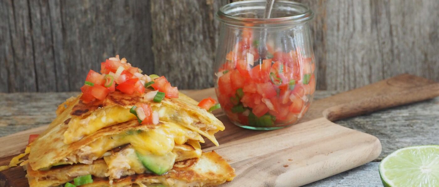 Quesadillas med tunfisk og salsa - Oppskrifter med tunfisk - King Oscar ...